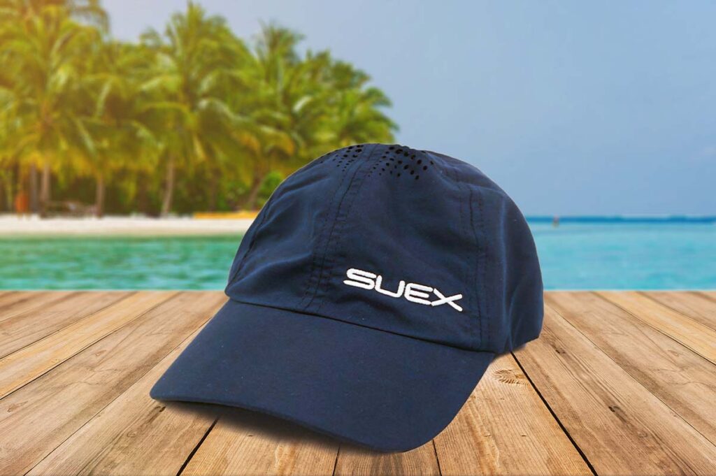 ULTRA-LIGHT BLUE PEAKED CAP - Suex